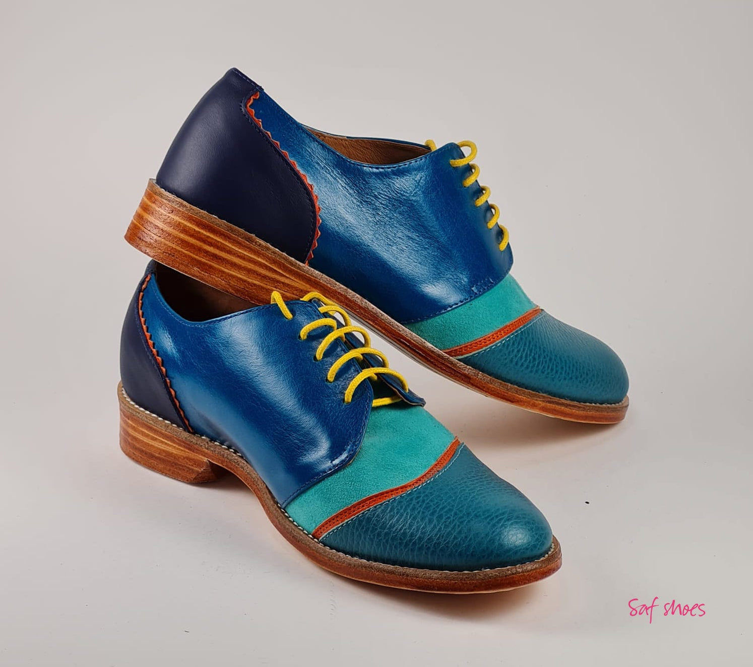 Saf Shoes: classy, comfy, genderless dance shoes